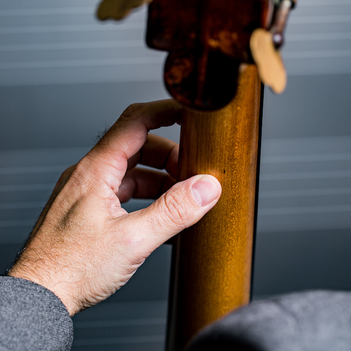 Left Hand Guidelines – iDouble Bass